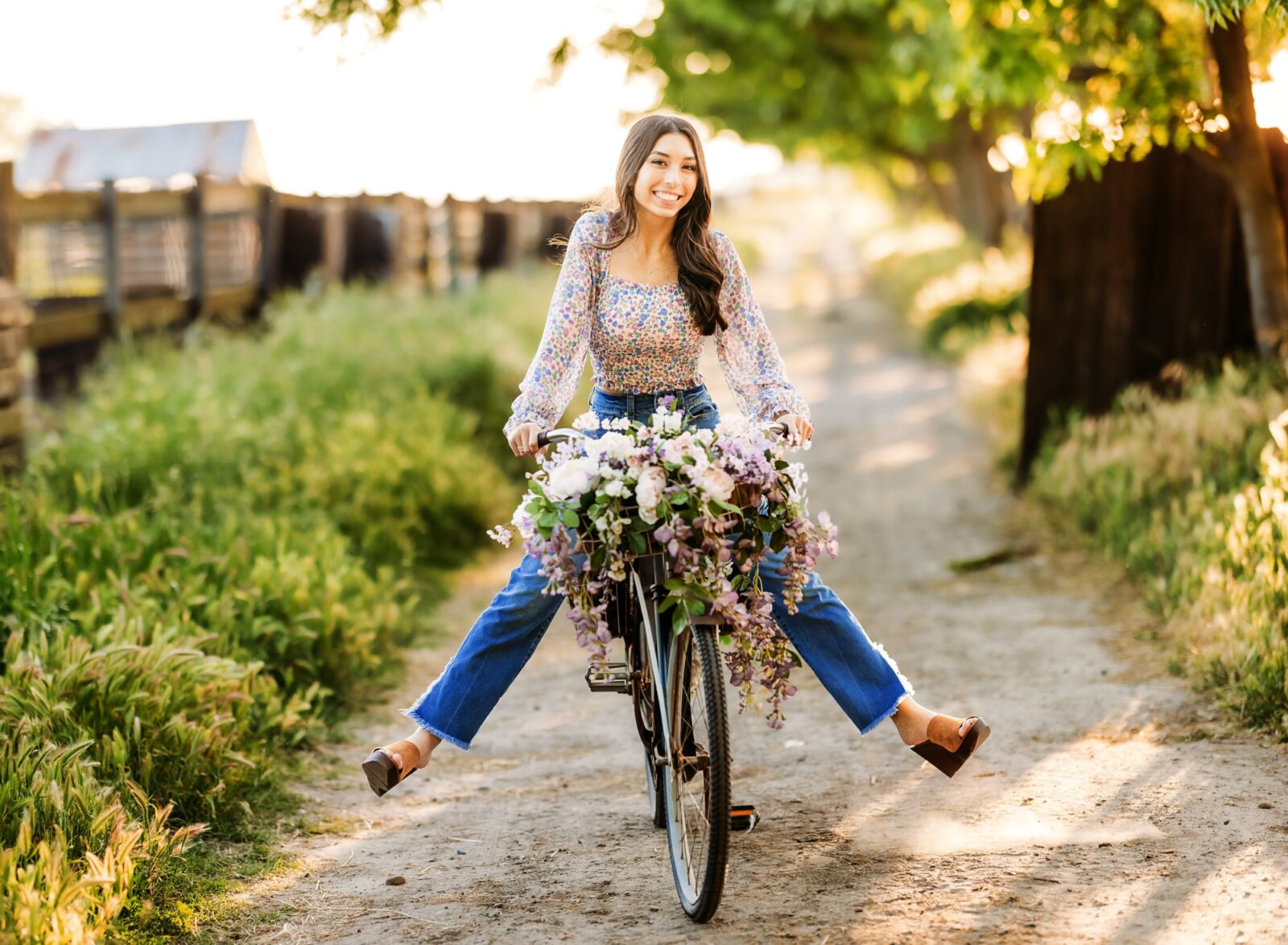 How to Plan the Ultimate Senior Session That Feels Like You (Not a ...